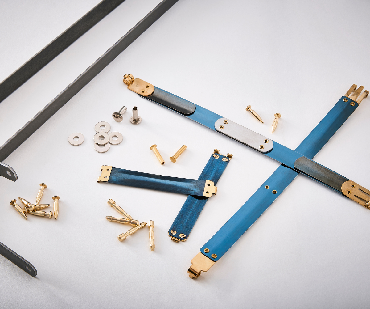 How to Assemble a Facile Frame – Weaver Leather Supply