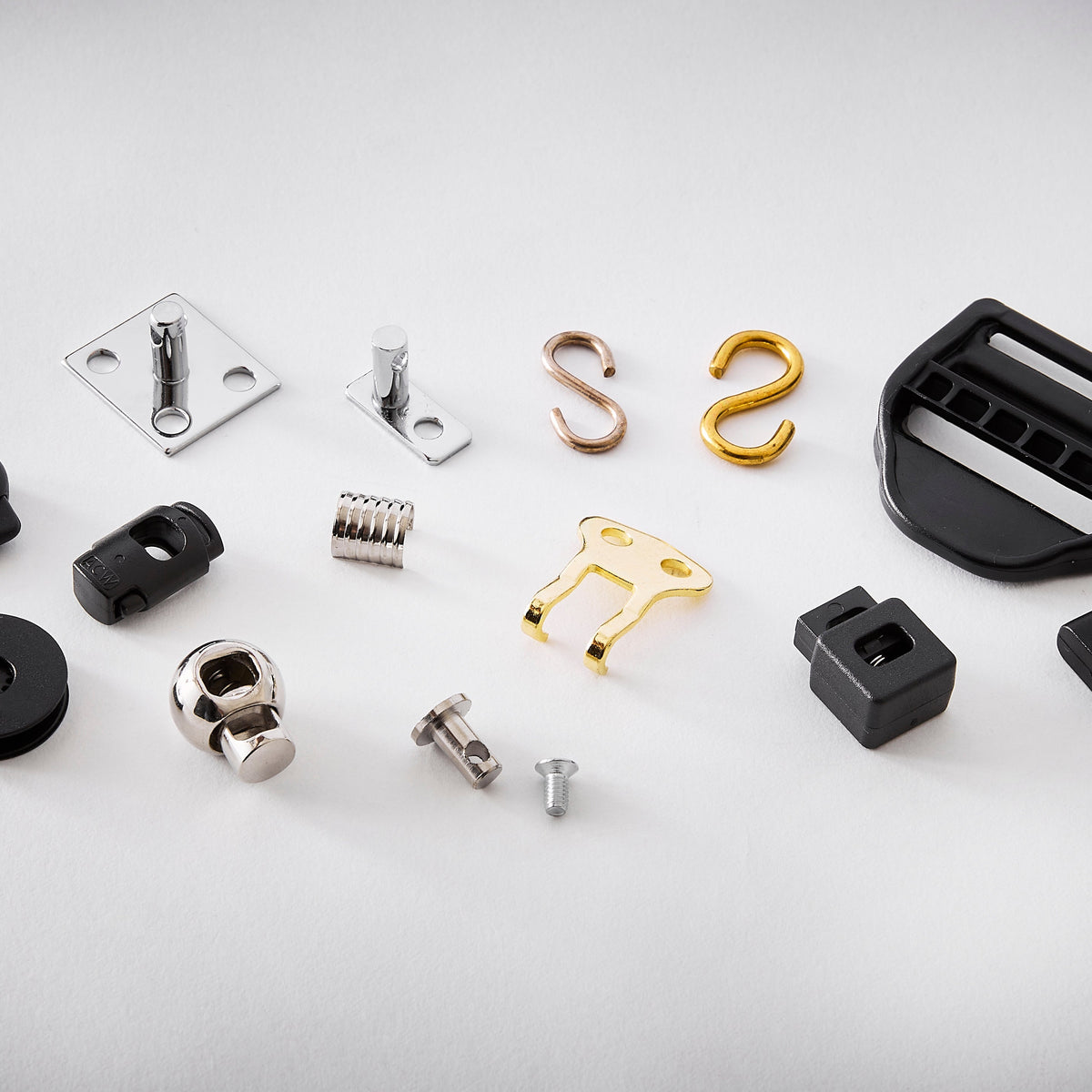 Strapping Hardware – Buckles, Rings & Webbing Parts – Weaver Leather Supply