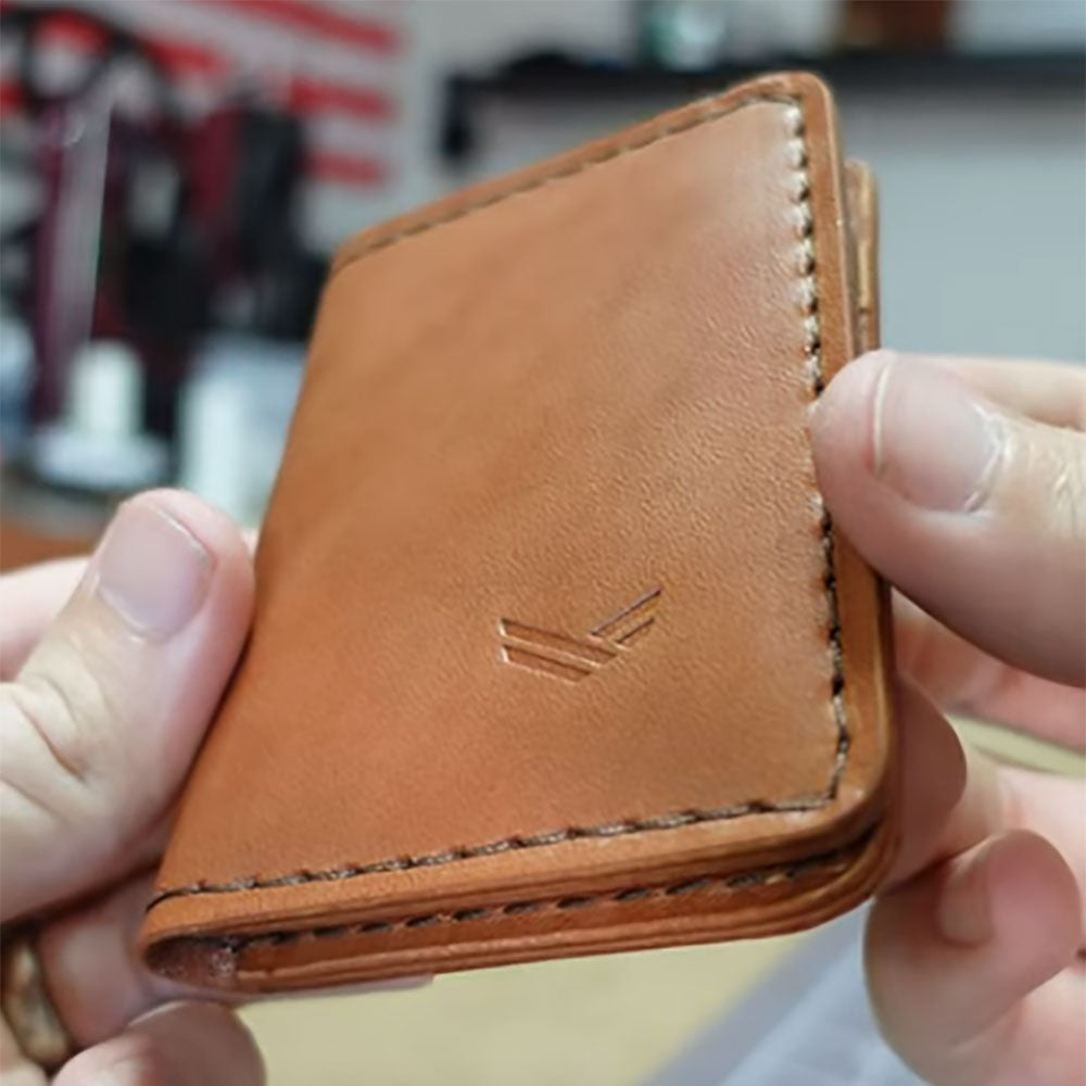 ID Vertical Bifold Leather Wallet – DIY Pattern Guide – Weaver Leather ...