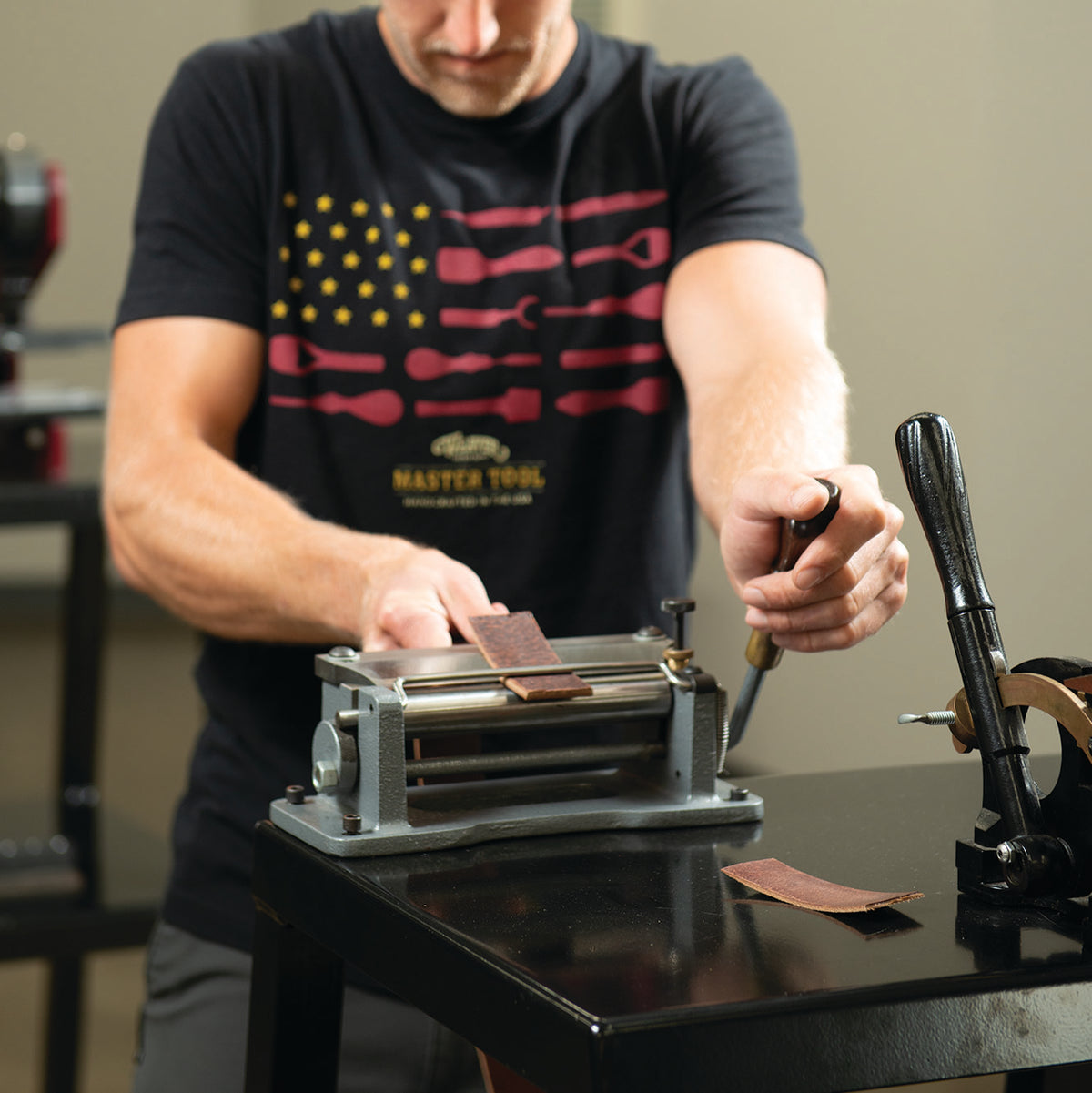 Economy Heritage® Leather Skiver - Weaver Leather Supply