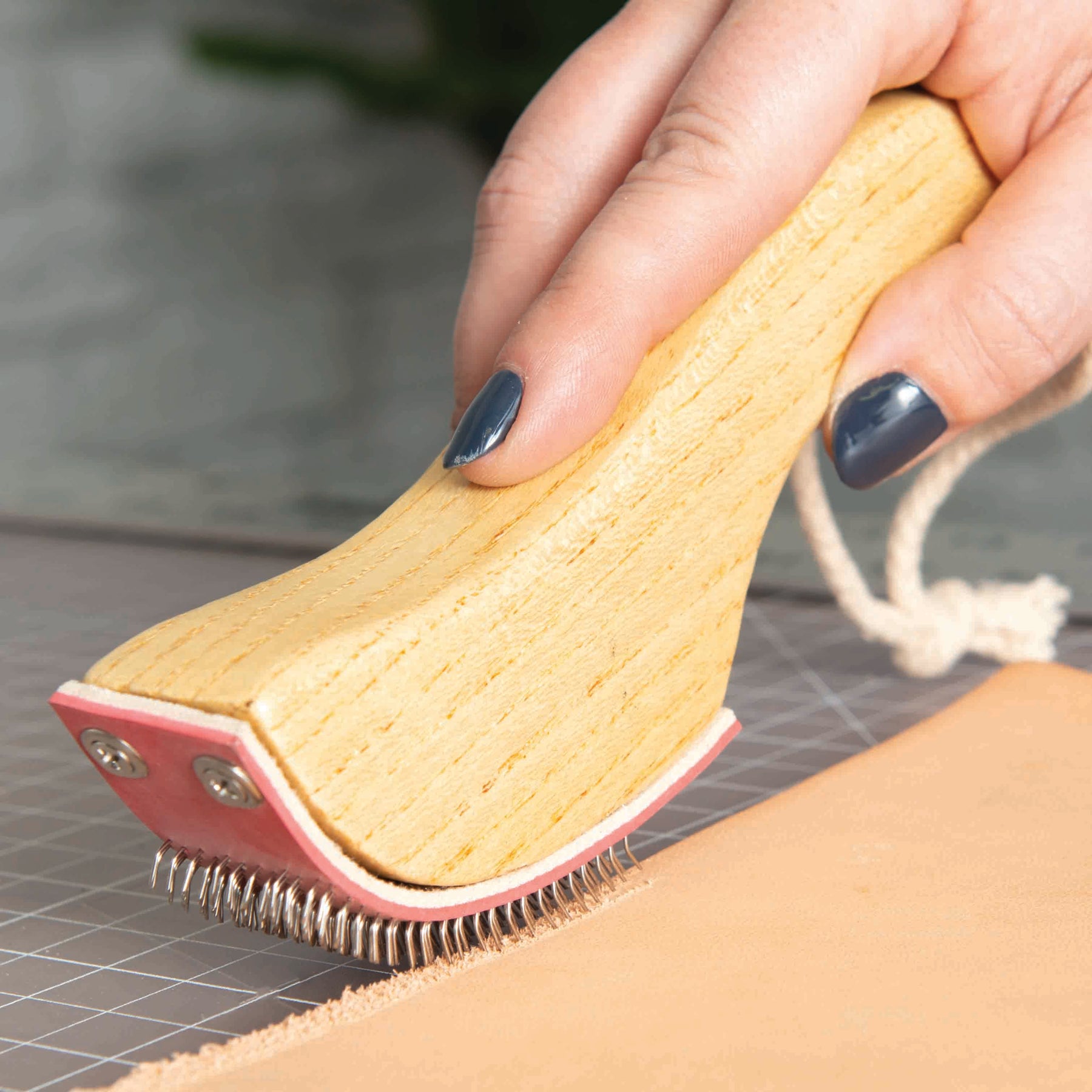 Hand Leather Rougher - Weaver Leather Supply