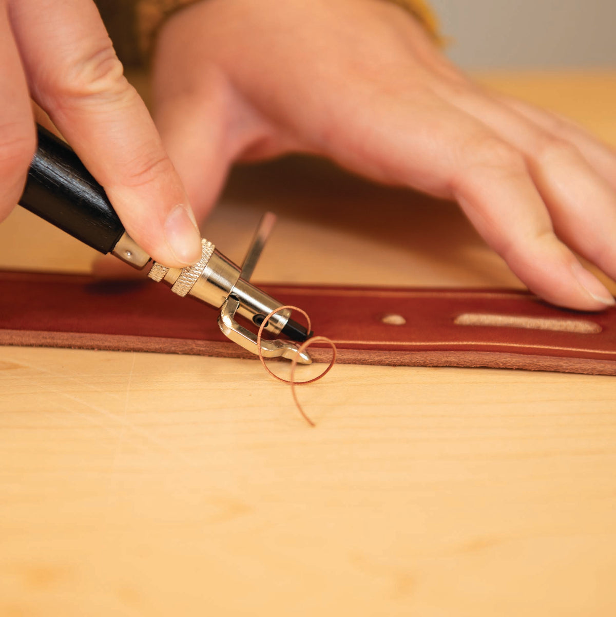 Leather Rifle Sling Kit + Free Pattern - Weaver Leather Supply